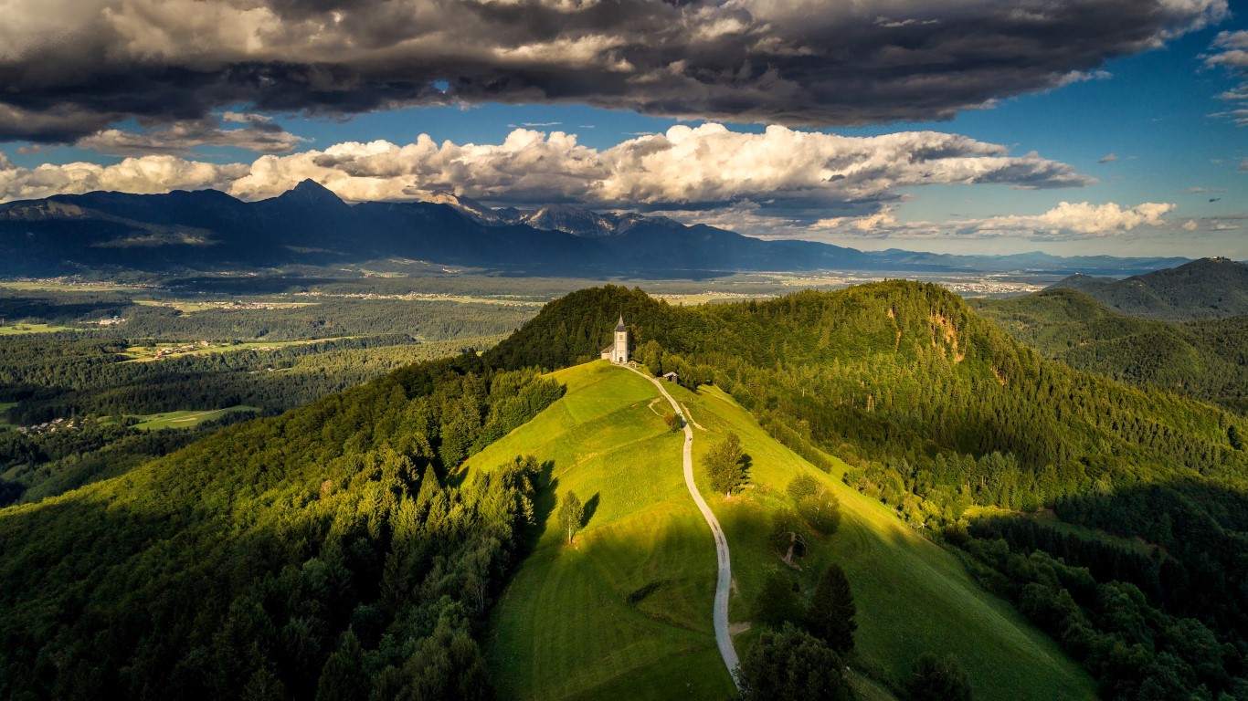 Hiking on Jamnik - Visit Kranj